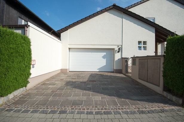 Stein - Modern - Garage - München - von Garten & So