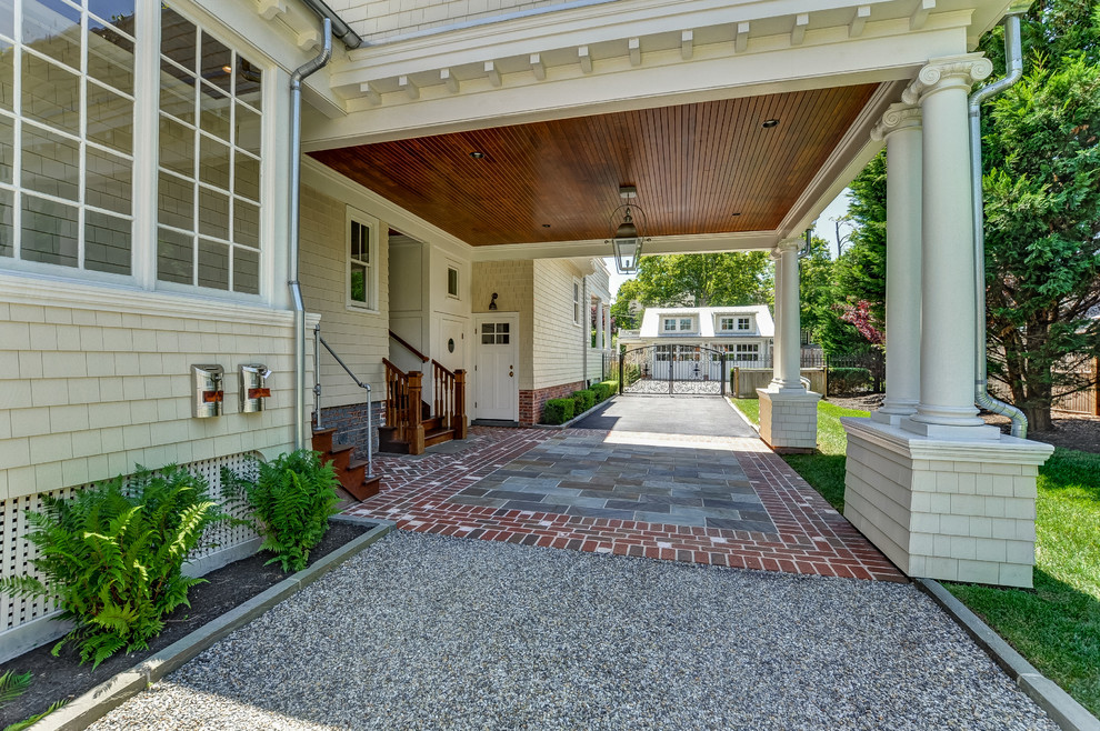 Porte Cochere with Attached Garage: Combine Style & Function in Modern ...