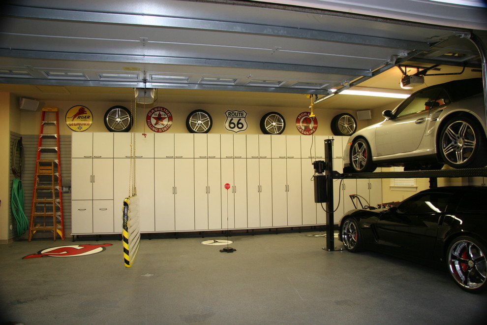 A Garage for Hunting and Car Enthusiasts - Contemporary - Garage ...