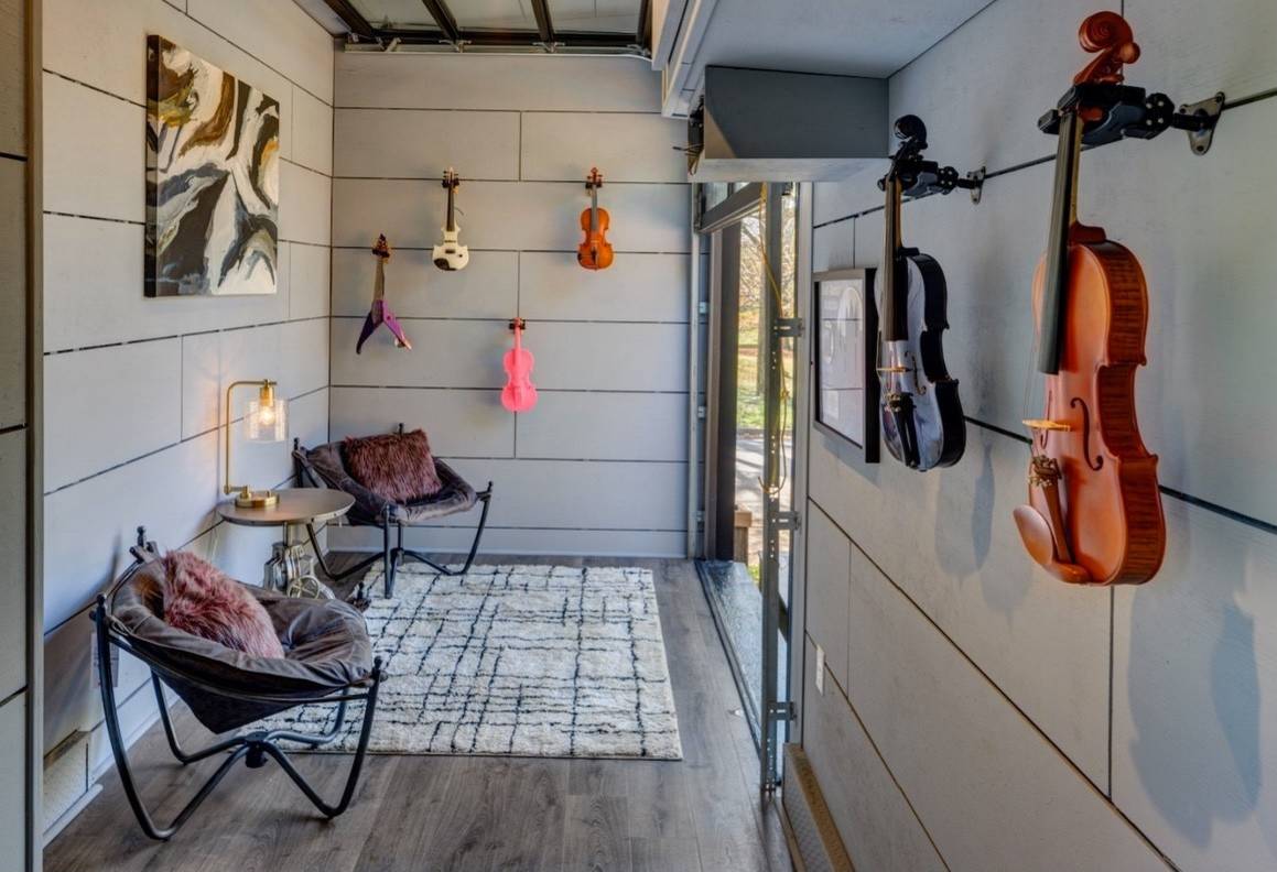 Arkansas Houzz Tour: A Violinist's Rocking Tiny House | Houzz NZ