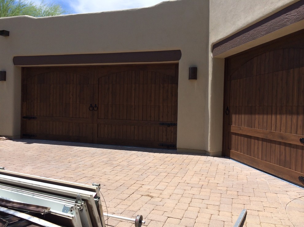Bruce Residence - Southwestern - Garage - Phoenix - by Door 48 ...