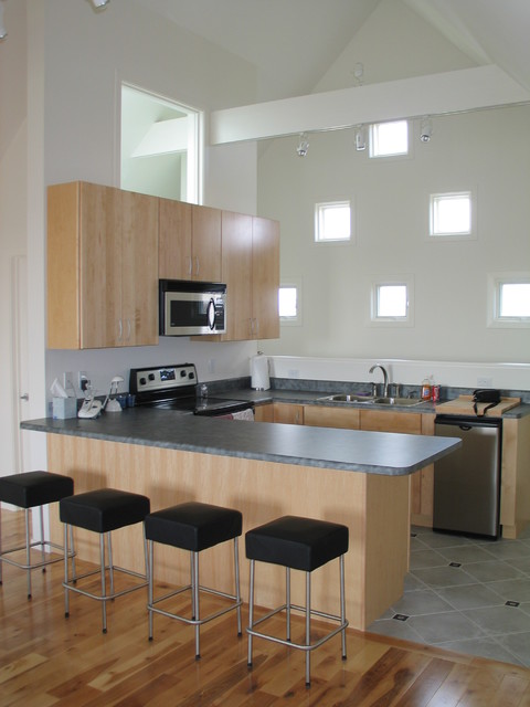 Contemporary Gaming Garage Urbana - Contemporary - Garage - Chicago ...