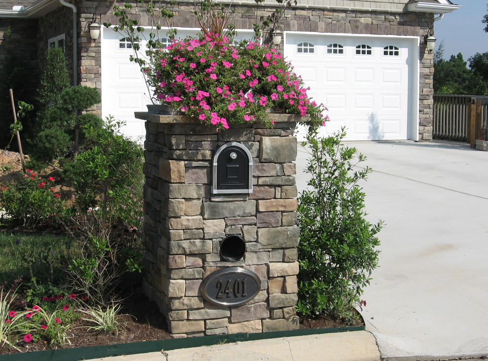 Dry Stack Stone Siding for Home Exterior Accents - Traditional - Garage ...