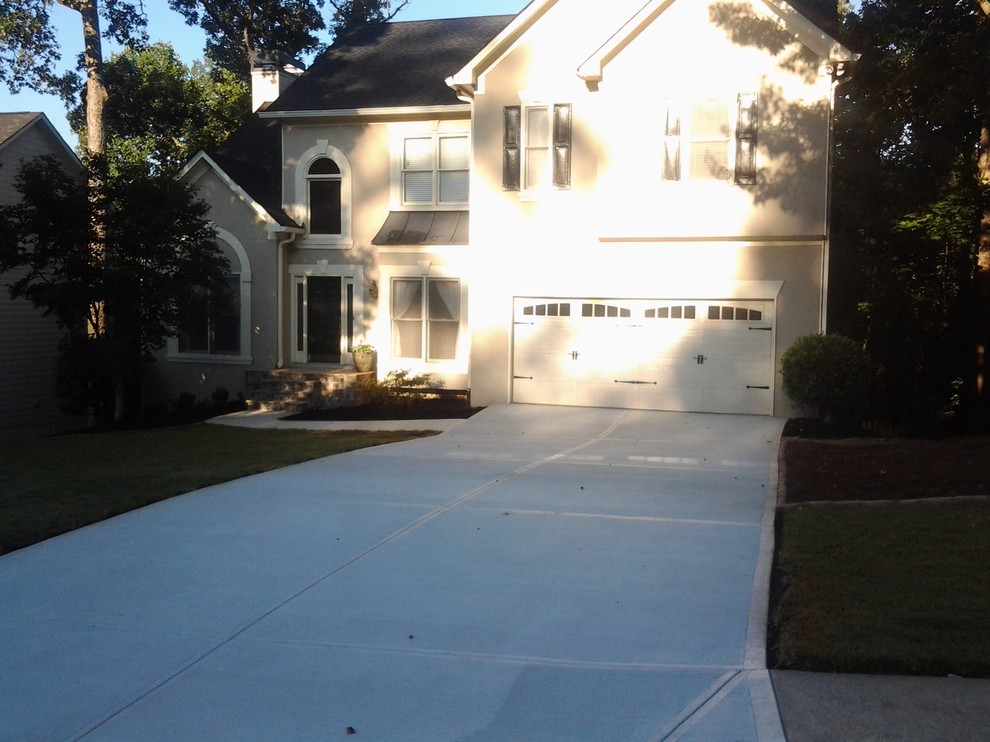 Front Stoop & Driveway Replacement (After) - Traditional - Garage ...