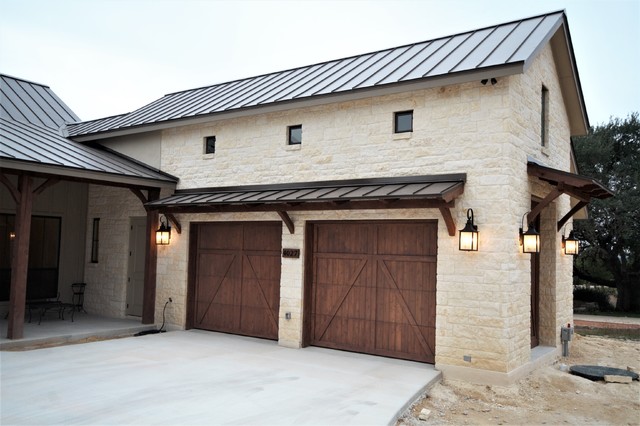 Garage - Texas Stone Home - Traditional - Garage - Austin - by BCI ...