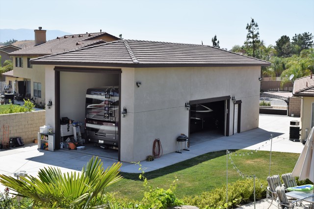 Garage w/Side and Rear Loading Doors - Traditional - Garage - Other ...