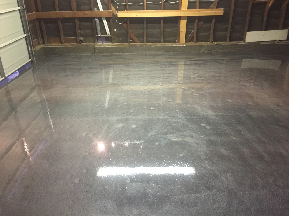 Garages, Interiors and Exteriors - Traditional - Garage - Los Angeles ...