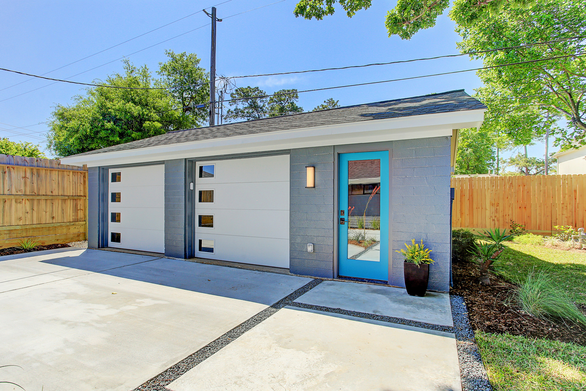 Mid Century Modern Garage Apartment