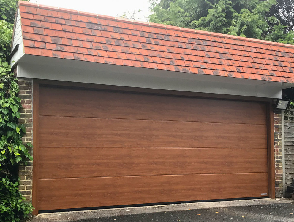 Hormann LPU42, L-Ribbed, Steel Sectional Garage Door in Golden Oak ...