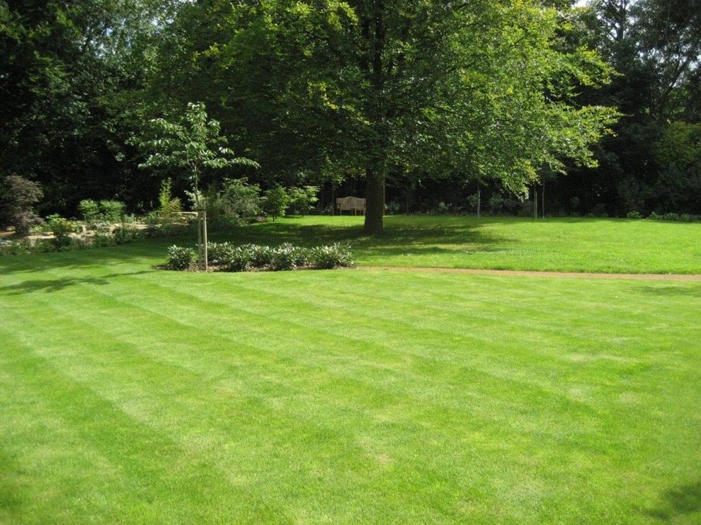 Large Garden - Amersham - Farmhouse - Landscape - Buckinghamshire - by ...