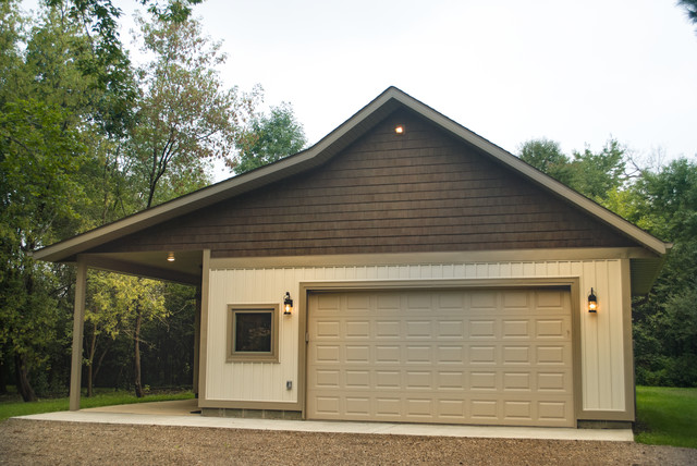 Lino Lakes SIP Garage - Traditional - Garage - Minneapolis - by ...