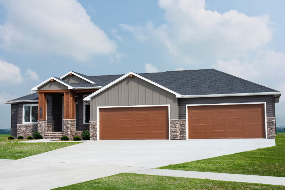 Long Panel Carriage - Farmhouse - Garage - Other - by Midland Garage ...