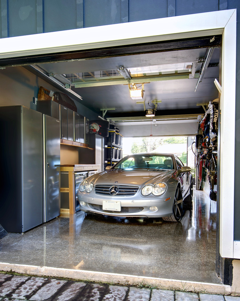 Mullet House: Best Renovation $300-$500k Toronto (by BILD) - Craftsman ...