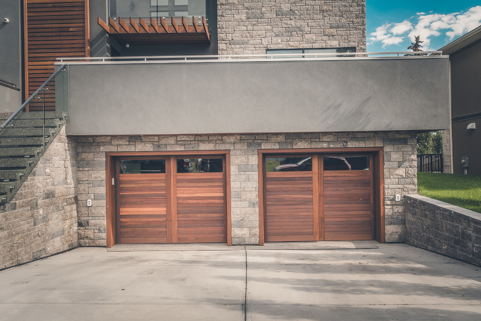 New Look Renovations - Moderne - Garage - Calgary - par Kayu Canada Inc ...