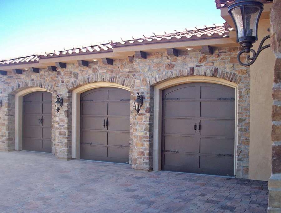 Pinnacle Carriage House - Mediterranean - Garage - Las Vegas - by ...