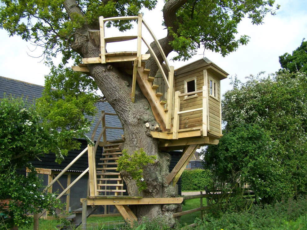 Tree House - French Country - Shed - Kent - by Karl Young Carpentry and ...