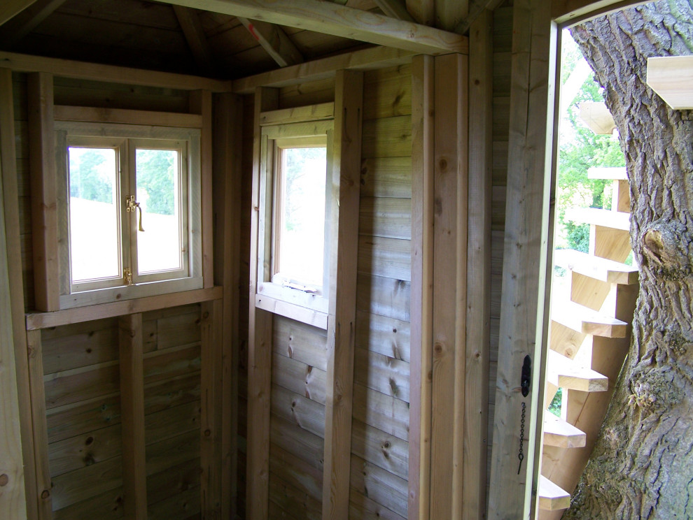 Tree House - Shed - Kent - by Karl Young Carpentry and Design | Houzz