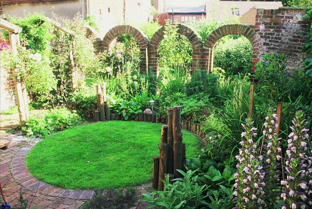 1-2-1 GARDEN DESIGN | Rye | OPTION TWO with detailing - Rustic - Garden ...