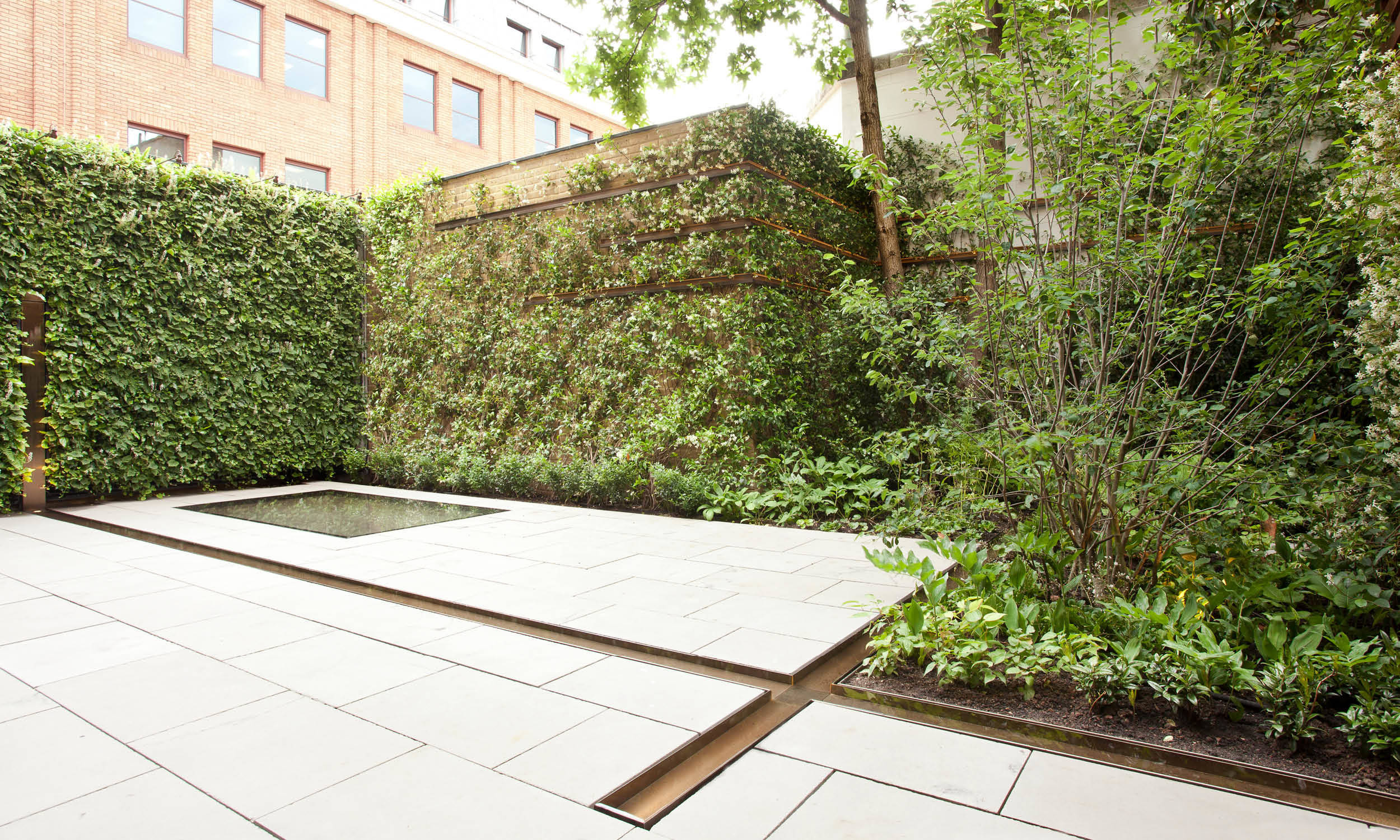 Courtyards Small Water Feature