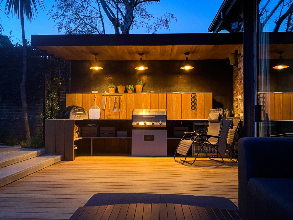 Chiswick Garden with Outdoor Kitchen - Contemporary - Landscape ...
