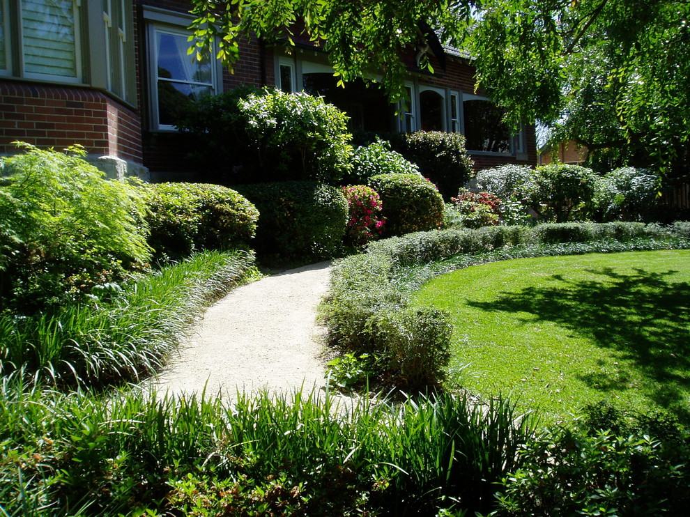 Classic Style - Traditional - Landscape - Sydney - by Abelia Gardens ...
