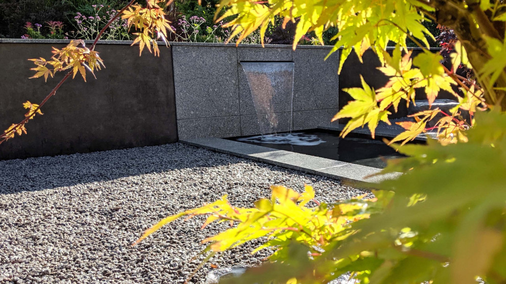Contemporary Pond Garden - Contemporary water feature. - Contemporary ...