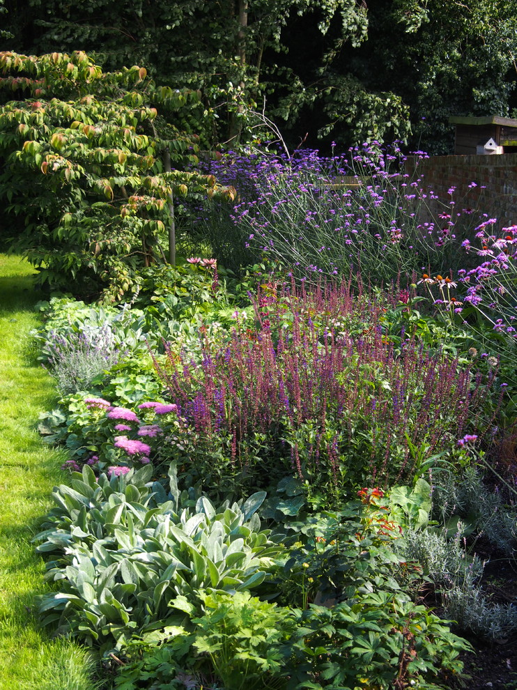 Countryside Garden Design - Traditional - Landscape - London - by ...