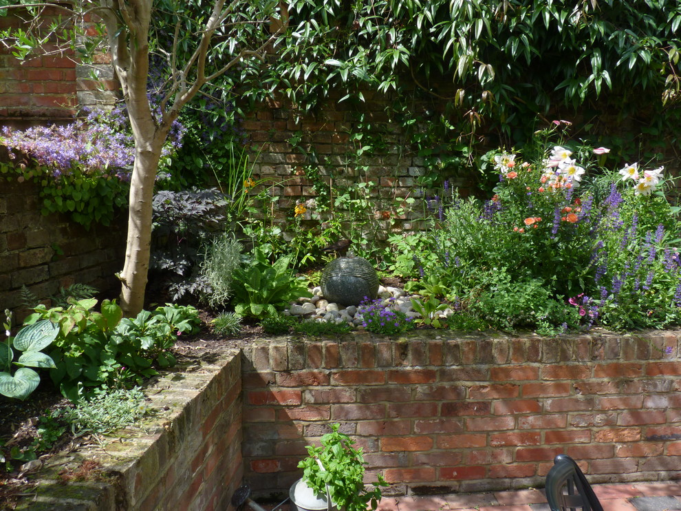 Courtyard of period cottage, Rye - Traditional - Landscape - Sussex ...