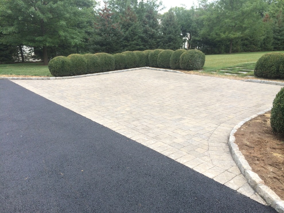 Driveway in New Canaan with Interlocking Pavers - Transitional - Garden ...