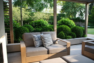 Formal Structural Garden - Contemporary - Landscape - London - by ...
