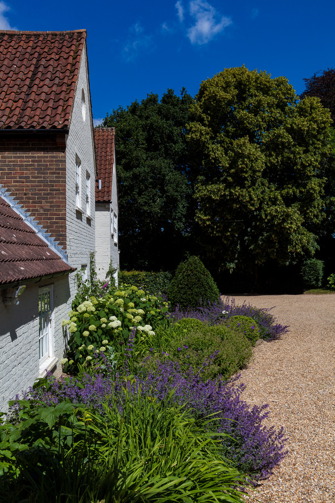 Garden photoshoot in Headley, Surrey - Traditional - Landscape - Sussex ...