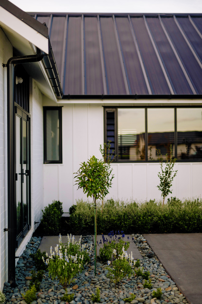 :: HARMONY WAY HOME :: - Farmhouse - Landscape - Hamilton - by LAD ...