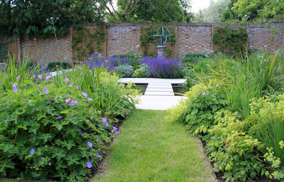 Highgate walled garden - Contemporary - Garden - London - by Peter ...