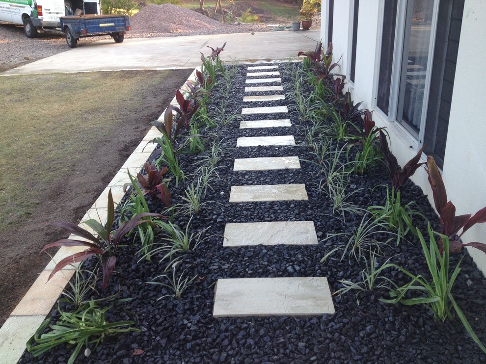 Landscaping with pebbles - Landscape - Sunshine Coast - by Pro Line ...