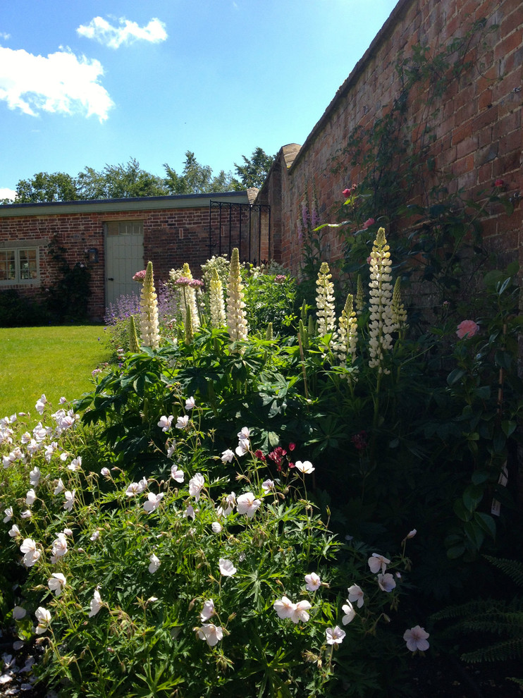 Large Country Estate - Farmhouse - Landscape - Hampshire - by Amy ...
