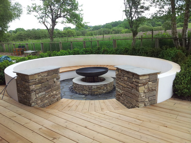 Large Modern Contemporary Garden - Contemporary - Garden - Manchester ...