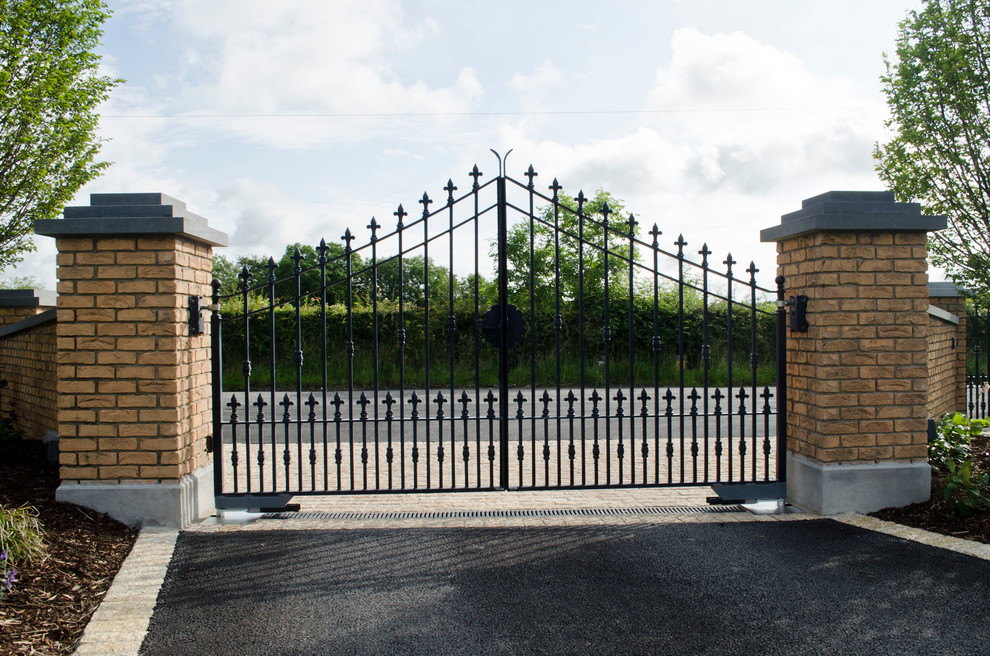 Main entrance gates - Modern - Garden - Other - by Brackley Landscape ...