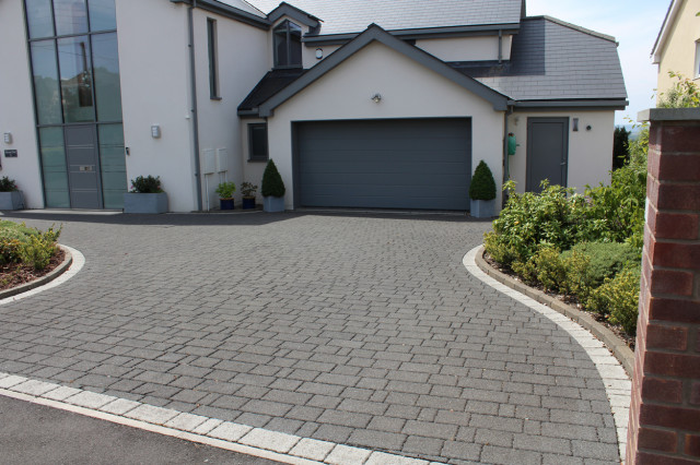 Modern Block Paved Driveway - Modern - Garden - Other - by Outerspace ...