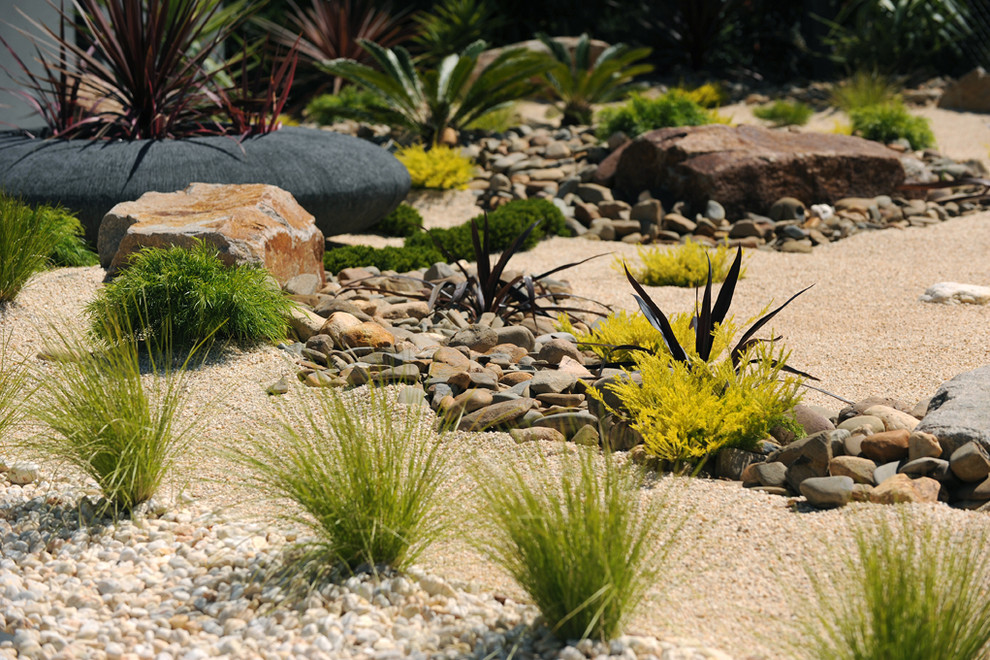 Mount Martha - Modern - Landscape - Melbourne - by Tony Blackford ...