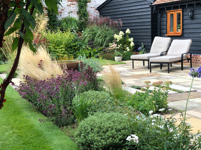 Much Hadham Barn Conversion Garden - Contemporary - Garden ...