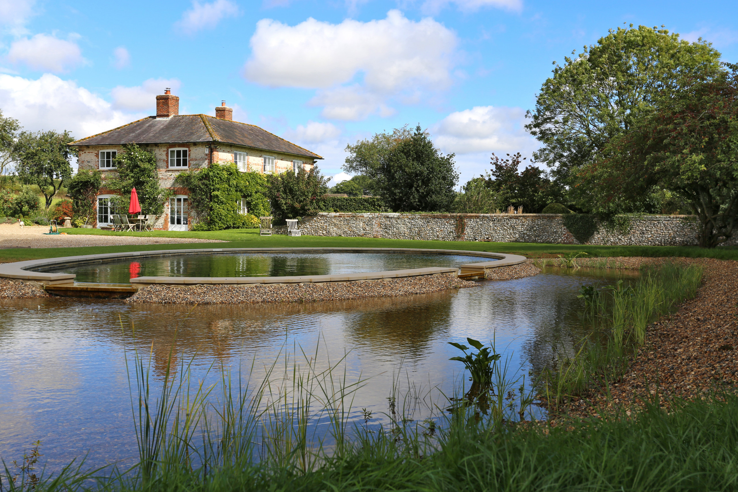 20 Ideas for Natural Swimming Pools | Houzz UK