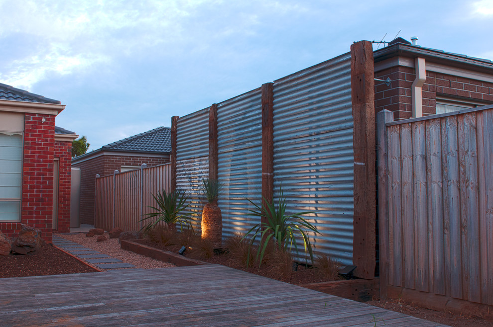 Point Cook Feature Wall - Contemporary - Landscape - Melbourne - by ...