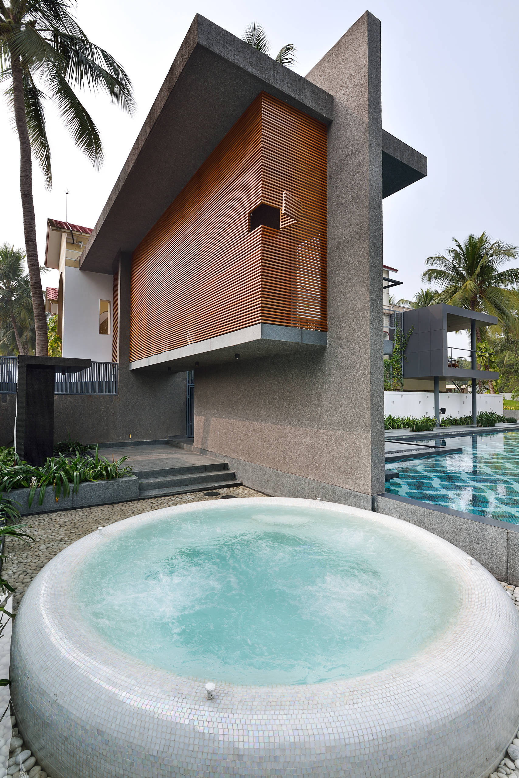 Pool House Design Studio A Spectacular House Of Lines And Circles