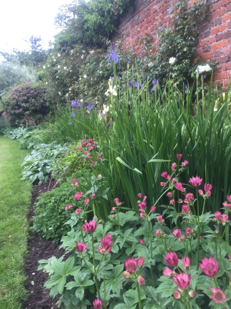 Remenham Hill - Farmhouse - Landscape - Oxfordshire - by Rory Andrews ...