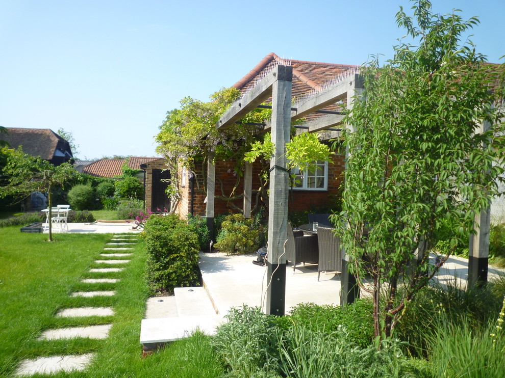 Rundle House - Rustic - Landscape - Hertfordshire - by Aralia ...