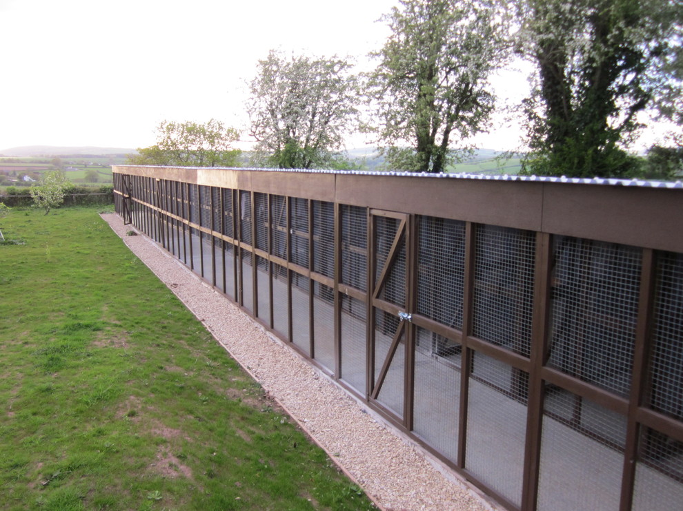 SEAMLESS POLYASPARTIC FLOOR INSTALLED IN CATTERY AT HEREFORD PROPERTY ...