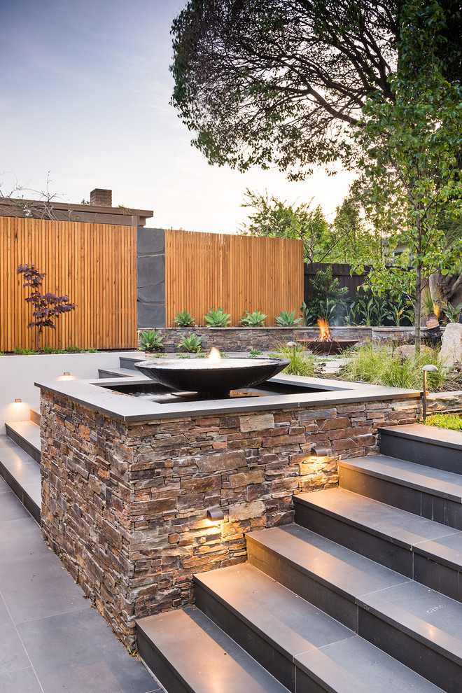 Stairs by day, amphitheatre by night - Modern - Landscape - Melbourne ...