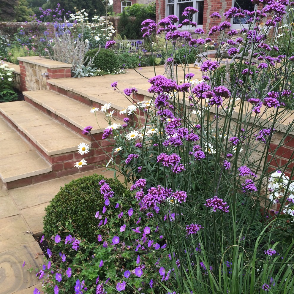 terrace for a large country house - Farmhouse - Landscape - Surrey - by ...