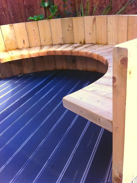 The floating curved bench for dining or lounge options - Contemporary ...