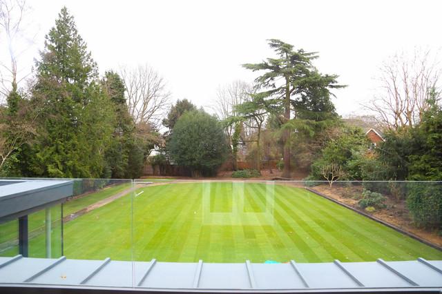 The Luxton's - Contemporary - Garden - London - by Vogue Kitchens ...